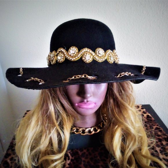 mine | Accessories | Glam Black Hat With Gold Accoutrements Gold Chains ...